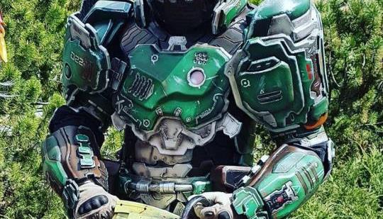 This Doomguy Cosplay Is Scary (And Incredible) | N4G