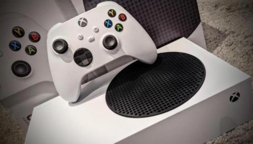 Xbox Series S Console Review - The second console for a second room ...