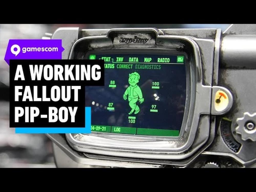 Hands-on With a Fallout Pip-Boy That Actually Works | gamescom 2024 | N4G