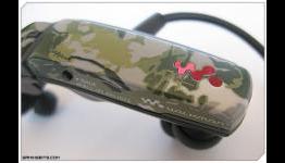 Metal Gear Solid Peace Walker Limited Edition Sony Walkman unboxed and ...